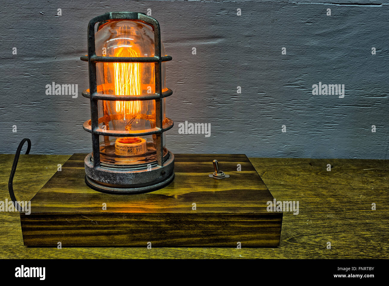 Vintage Antique Edison Light Bulb Fixture Stock Photo - Alamy
