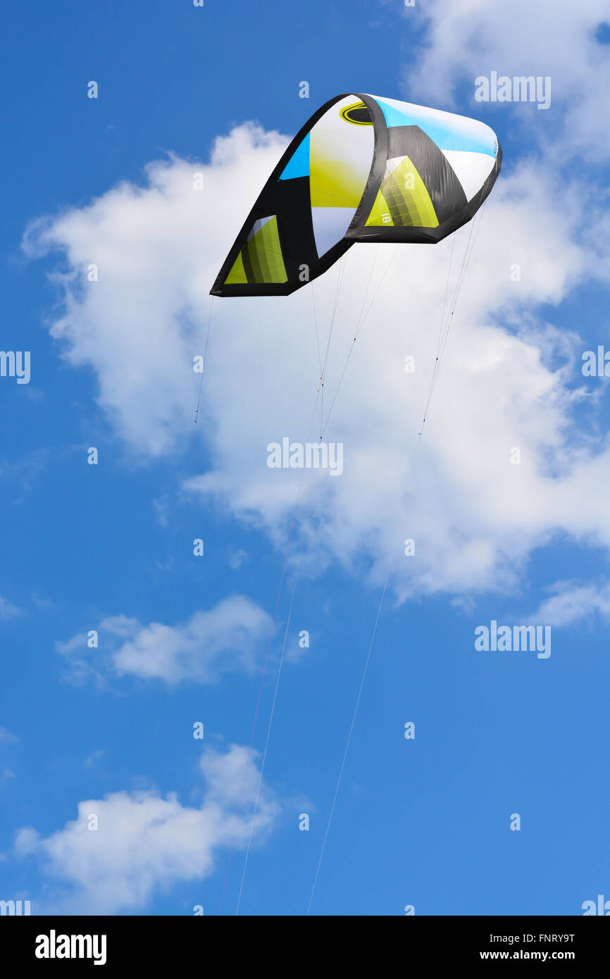 Extreme wind hi-res stock photography and images - Alamy