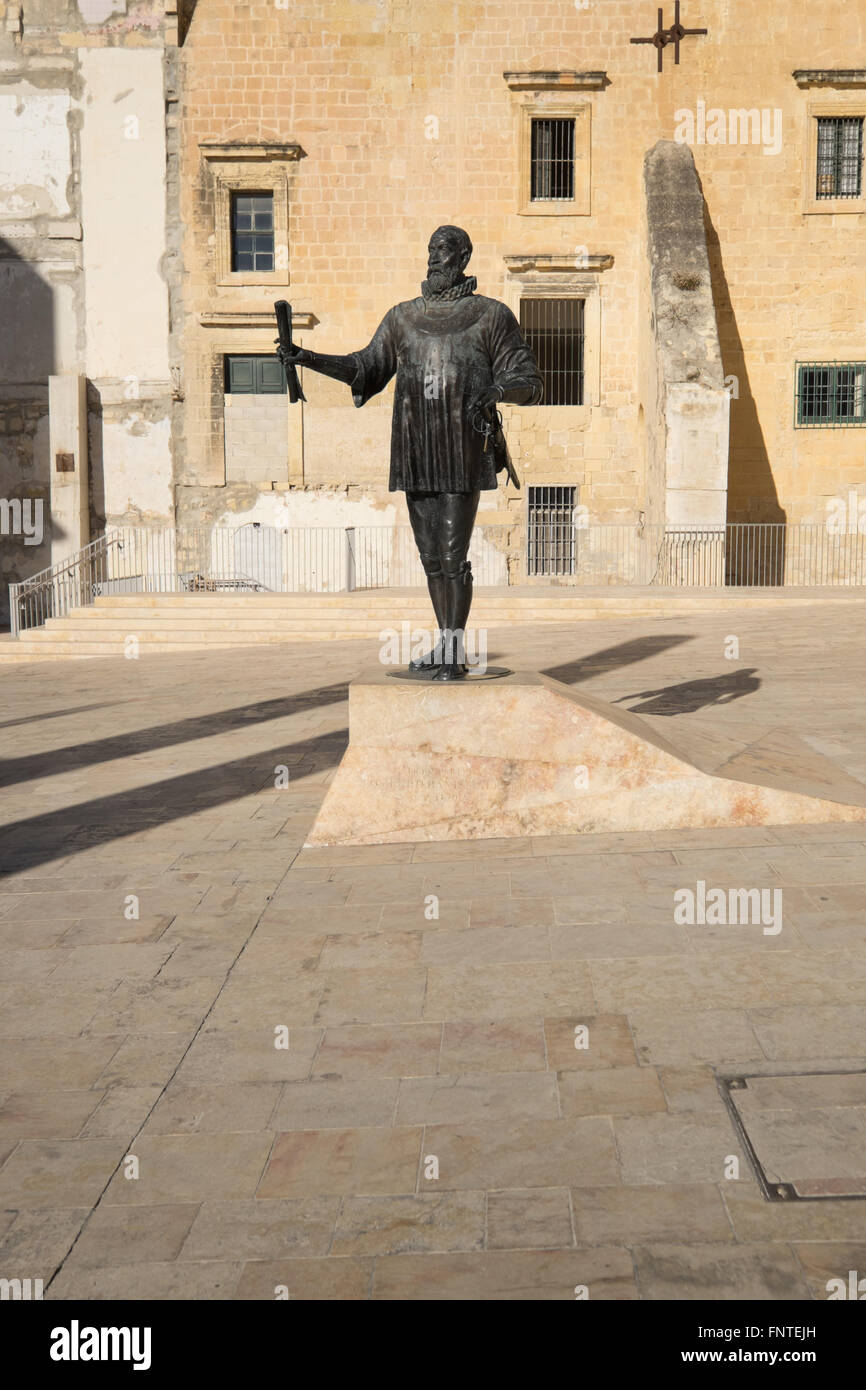 Statue jean de valette valletta hi-res stock photography and images - Alamy