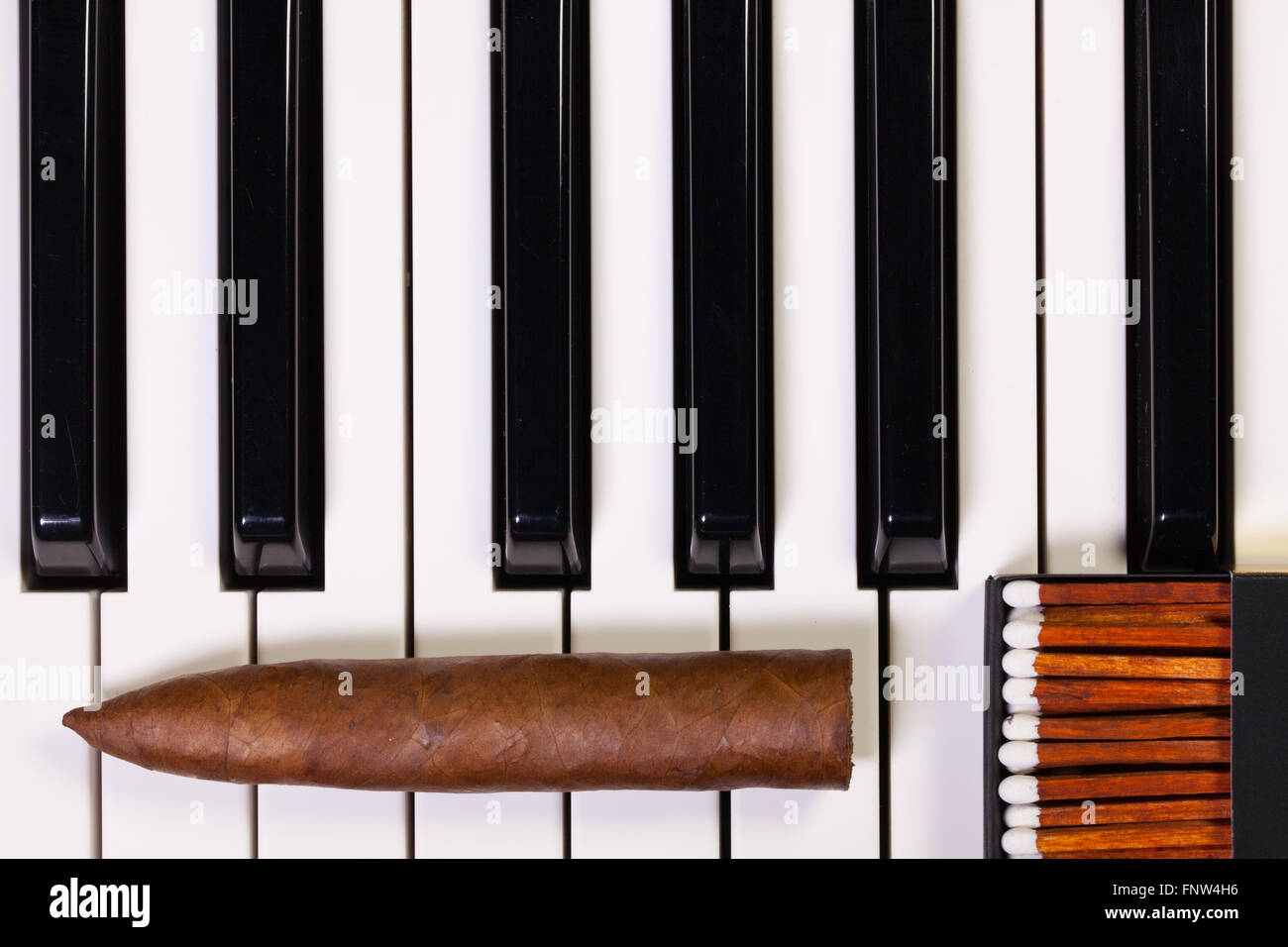 Cigar art hi-res stock photography and images - Alamy