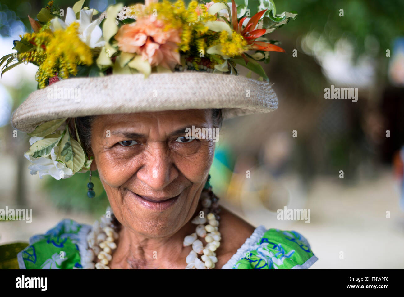 Portrait polynesian woman tahiti french hi-res stock photography and ...