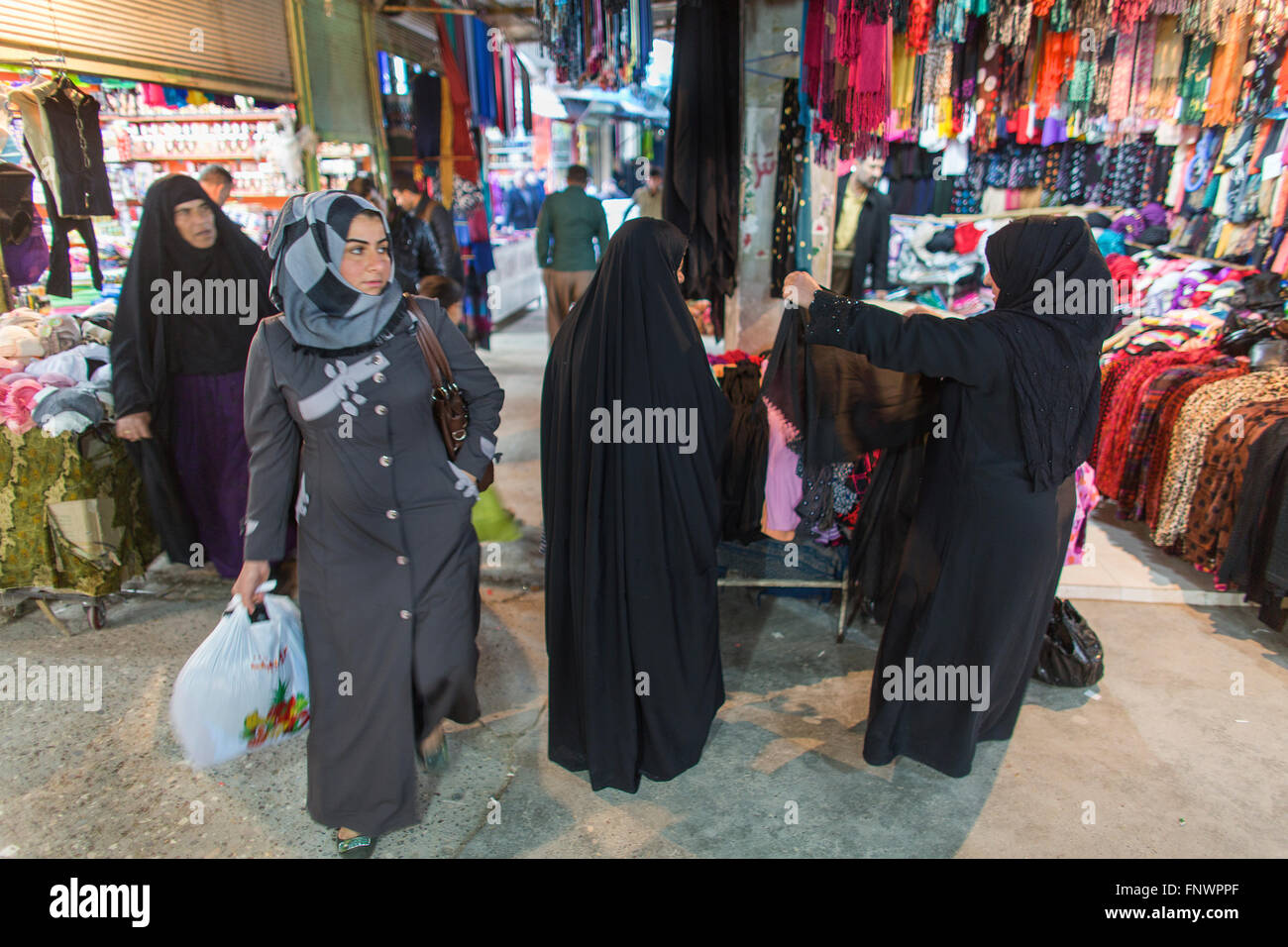 Iraq women shopping at the market in Kalar, Northern Iraq Stock Photo ...