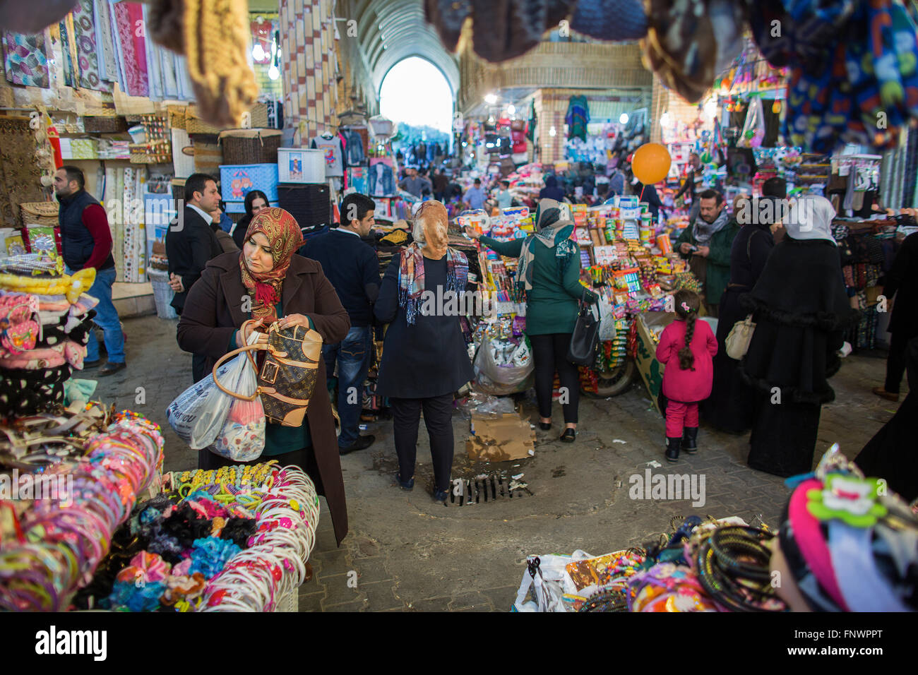 Iraq women shopping at the market in Kalar, Northern Iraq Stock Photo ...