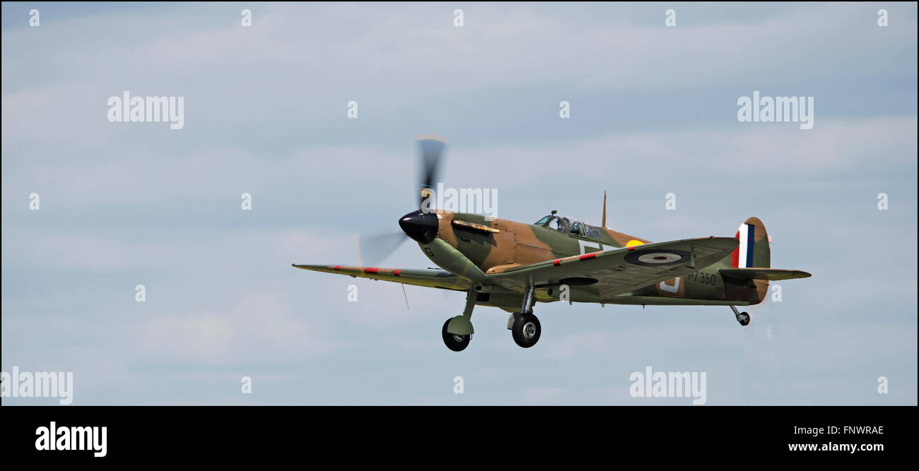 Ww2 spitfire hi-res stock photography and images - Alamy
