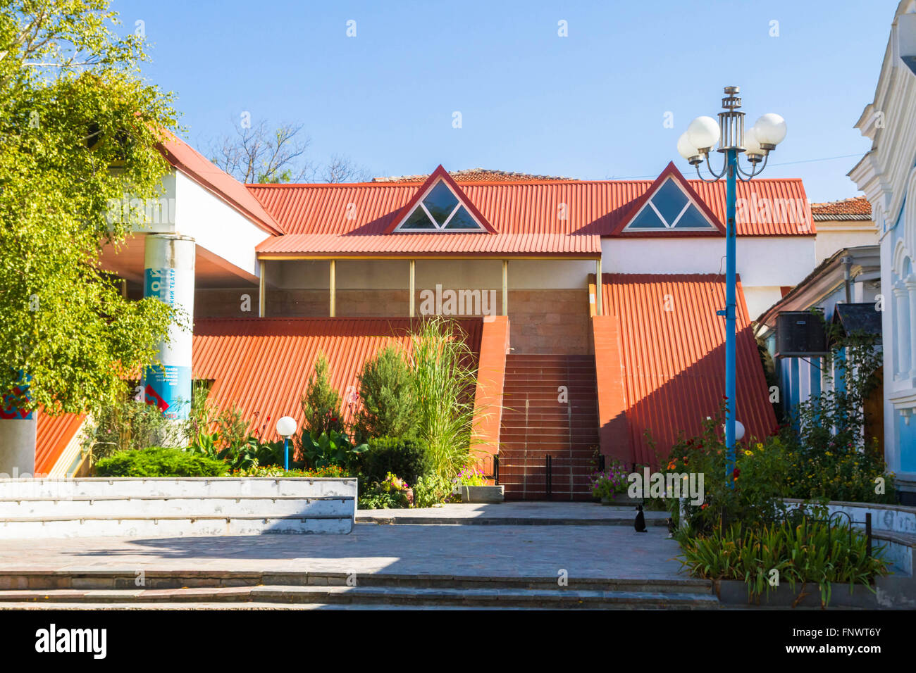Typical house in the street of the city of Evpatoria in Crimea Stock ...