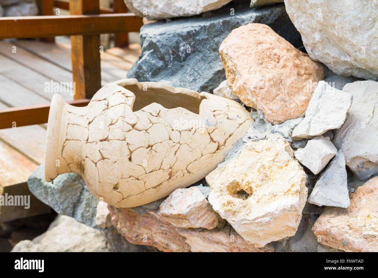 Natural stone vase hi-res stock photography and images - Alamy