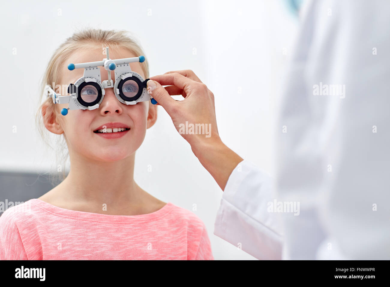 Child optometrist trial frame hi-res stock photography and images - Alamy