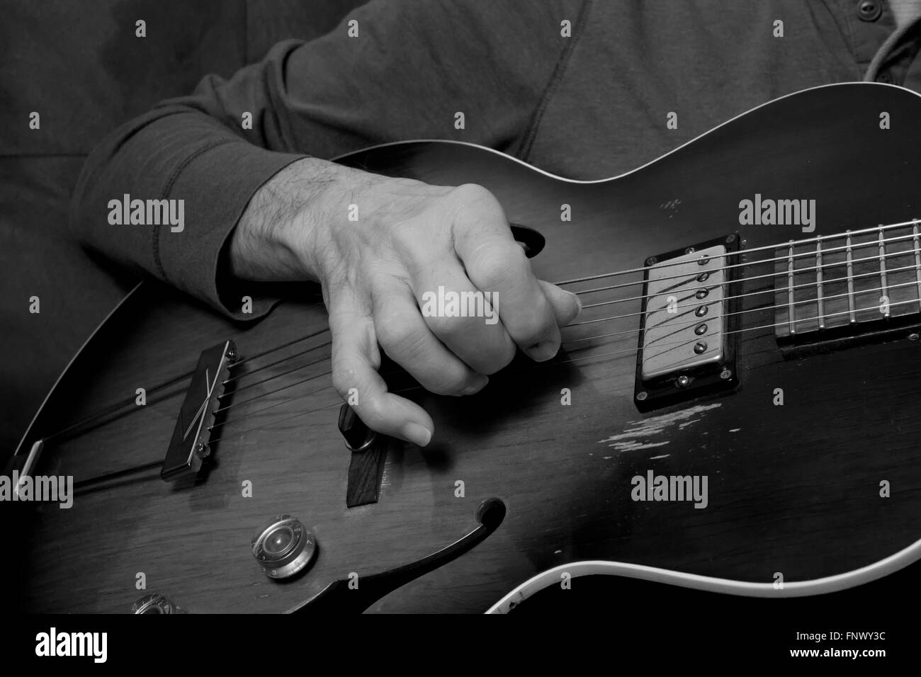 Steel string model hi-res stock photography and images - Alamy