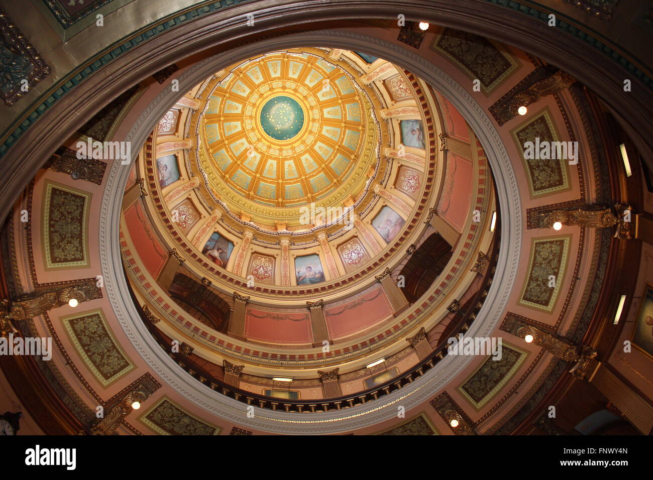 Michigan state capital building hi-res stock photography and images - Alamy