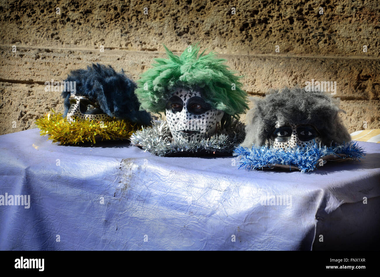 Professional busker hi-res stock photography and images - Alamy