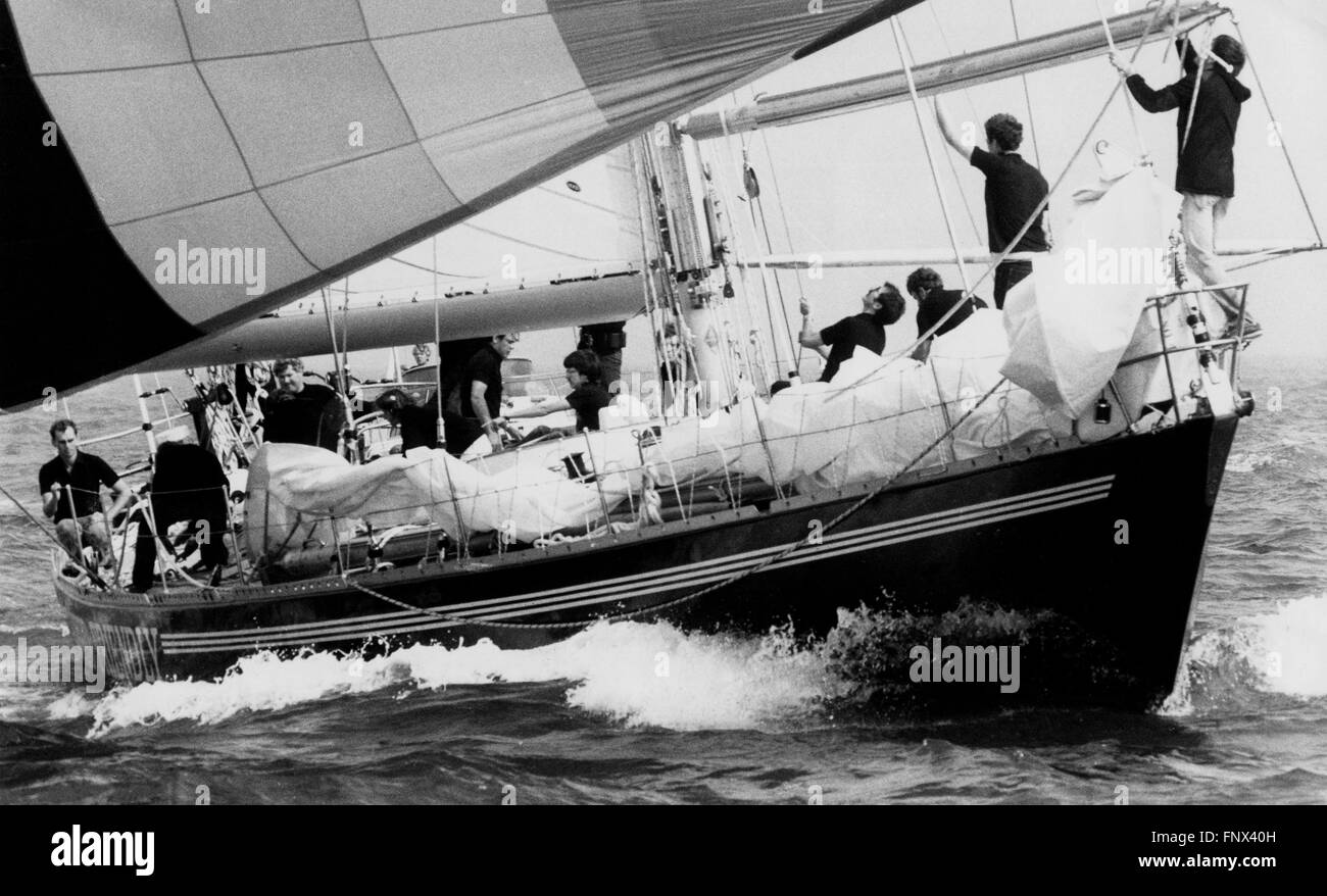 AJAXNETPHOTO. 1981. PORTSMOUTH, ENGLAND. - WHITBREAD RACE START - ALAN ...