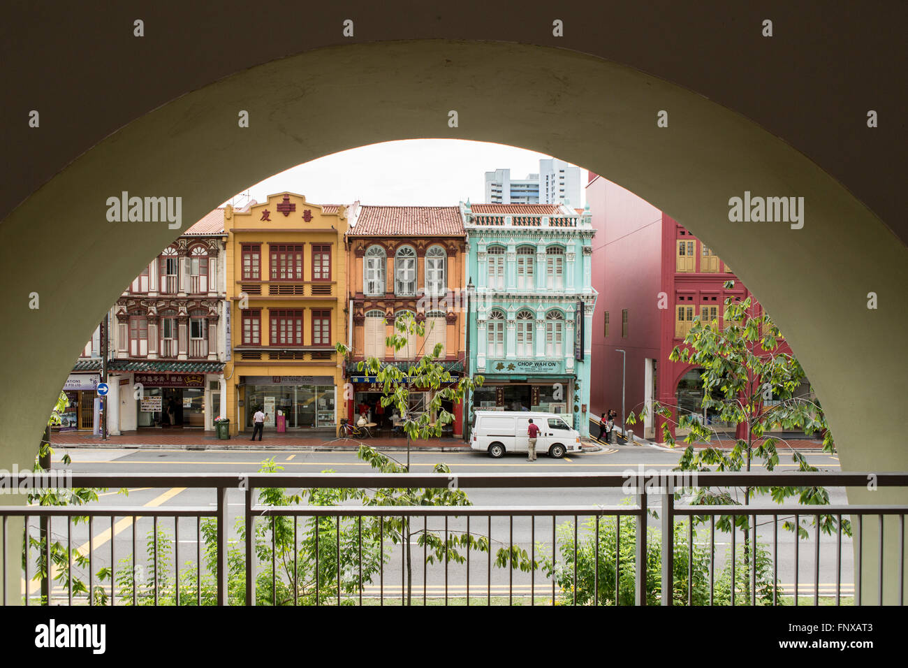 Singapore colorful shophouses hi-res stock photography and images - Alamy