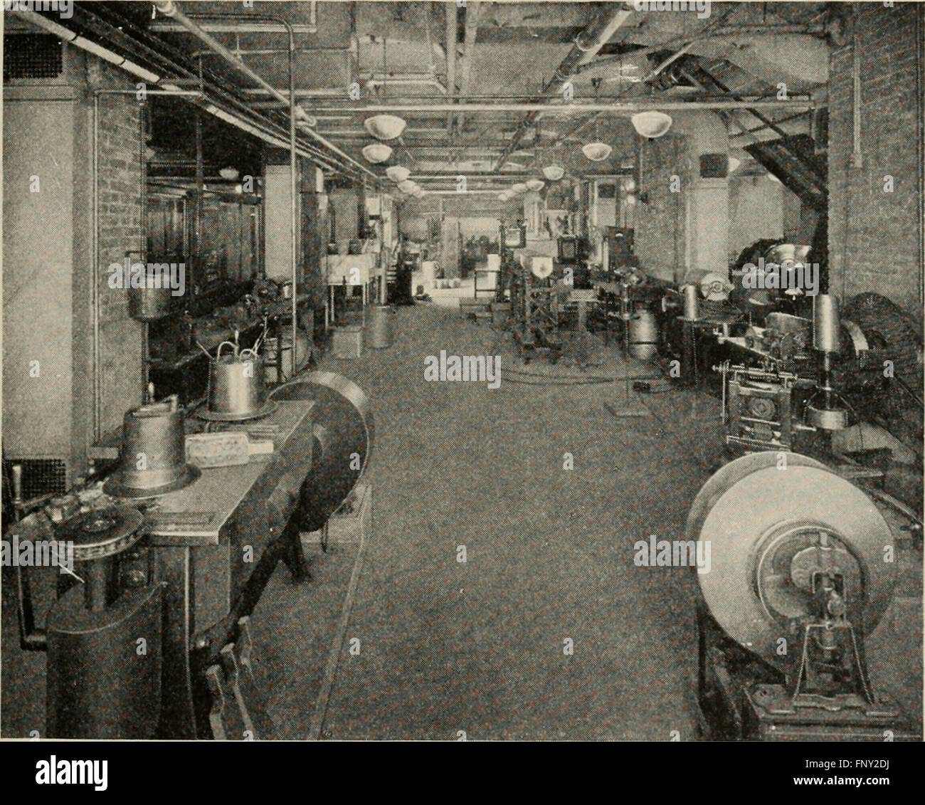 The 1922 Bell System Technical Journal covers advancements in ...