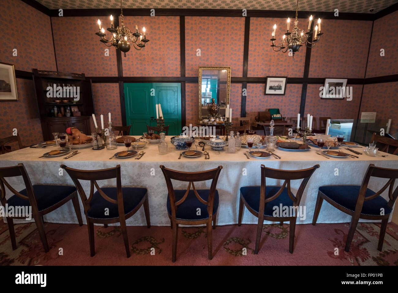 Dining quarters hi-res stock photography and images - Alamy