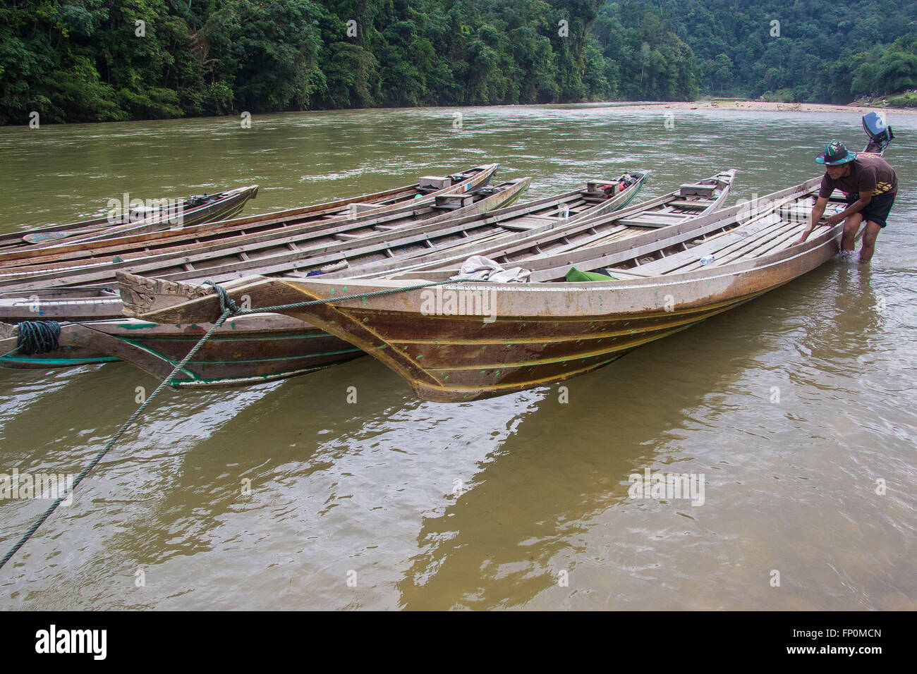 Kampar, Indonesia. 13th Jan, 2016. Water transportation mode that ...