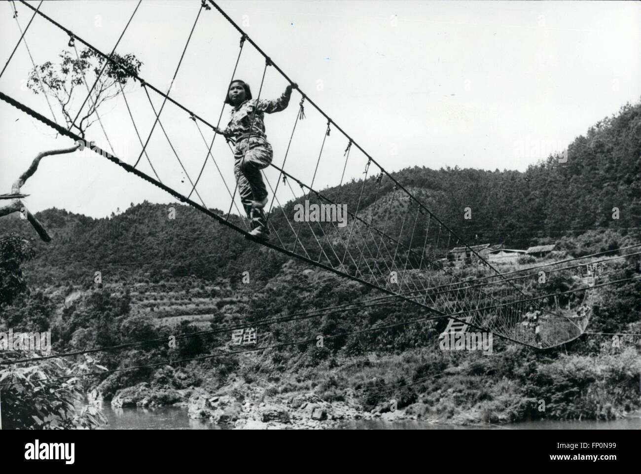 1962 - Bridging the Gulf: This little Taiwanese girl going home from ...