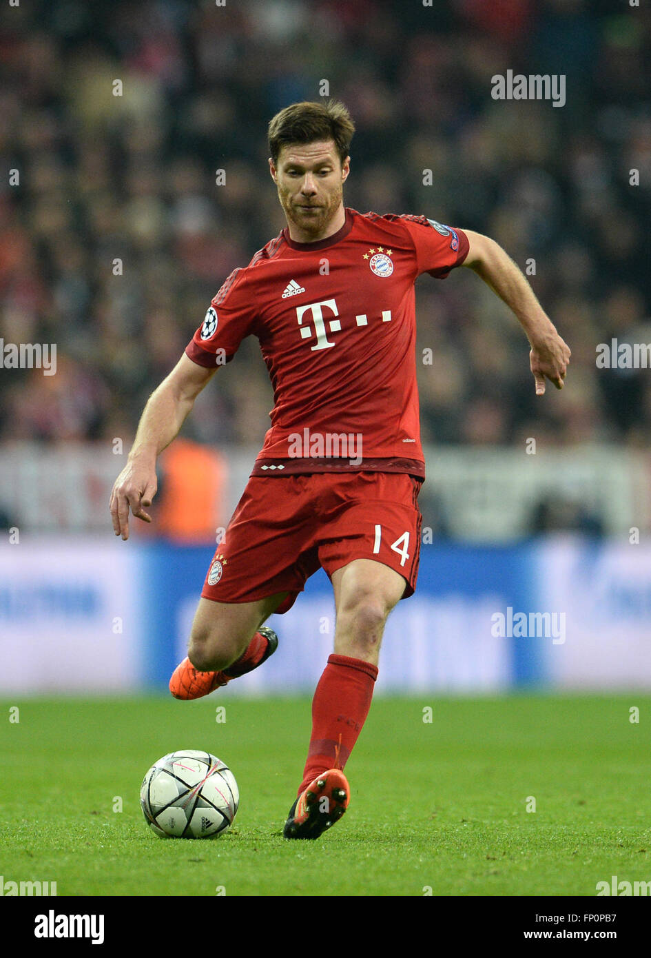 Xabi Alonso Bayern Jersey