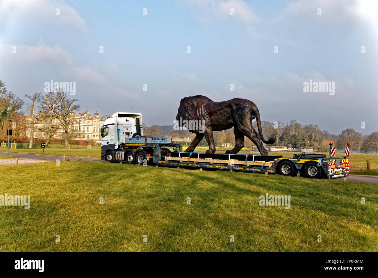 Longleat 50th anniversary lion statue hi-res stock photography and ...