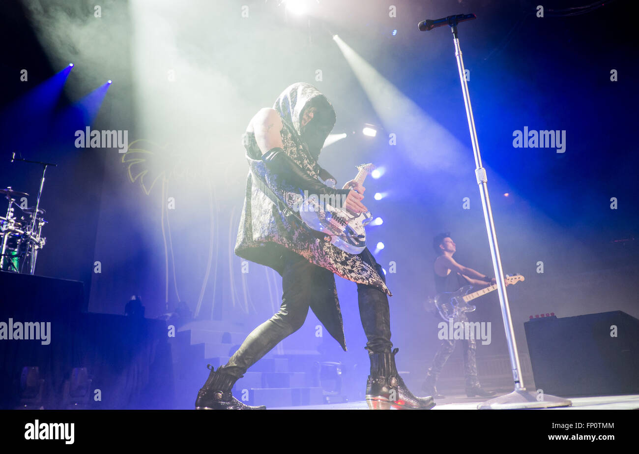Marianas trench band hi-res stock photography and images - Alamy