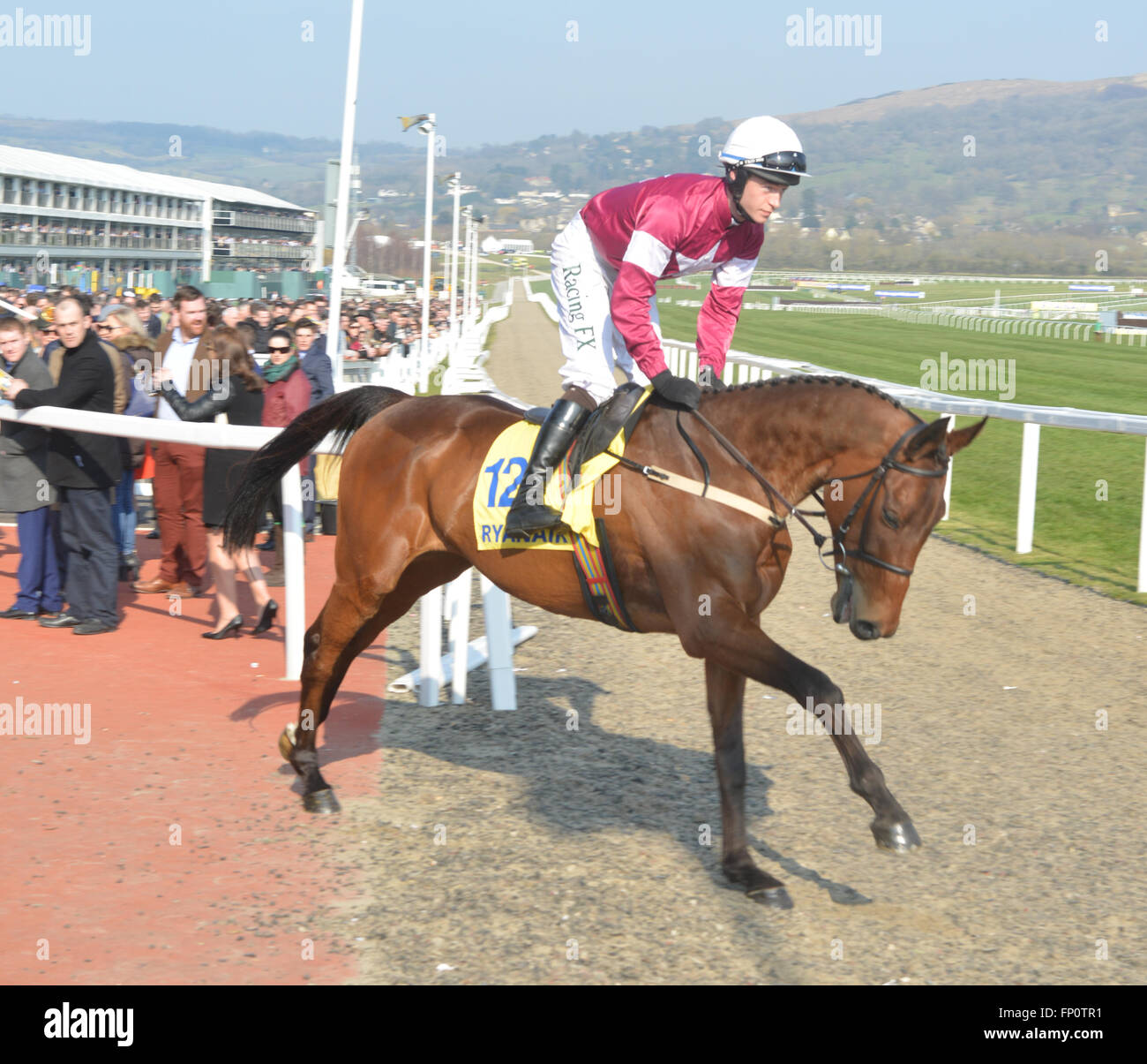 Valseur hi-res stock photography and images - Alamy