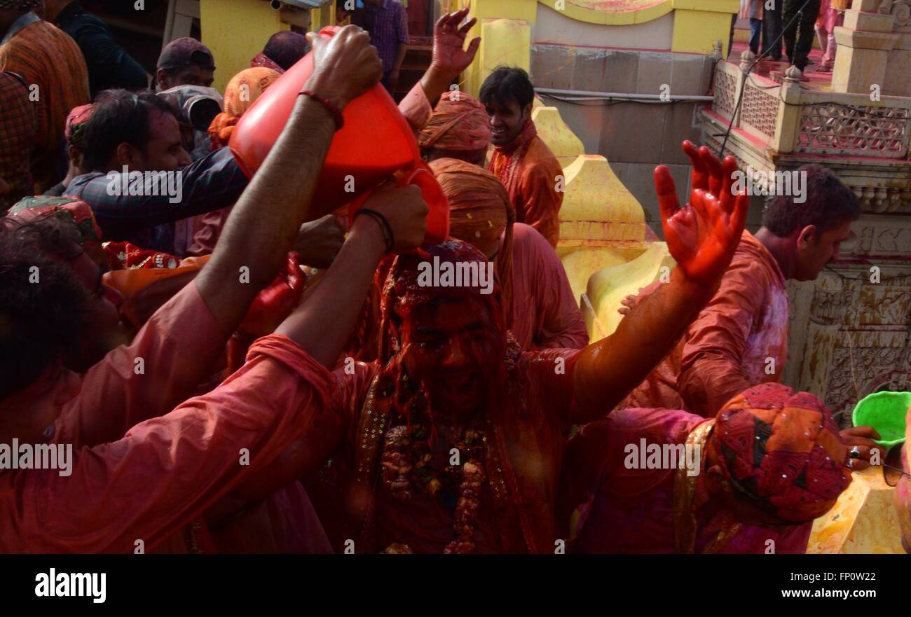 Mathura, Uttar Pradesh, India. 17th Mar, 2016. Mathura: Devotee ...