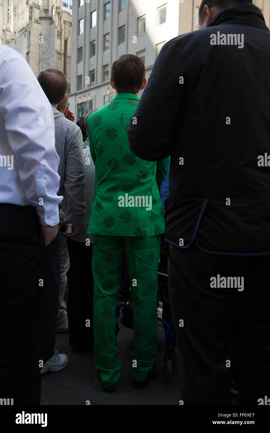 New York, USA. 17th Mar, 2016. A man in a shamrock suit on 5th avenue ...