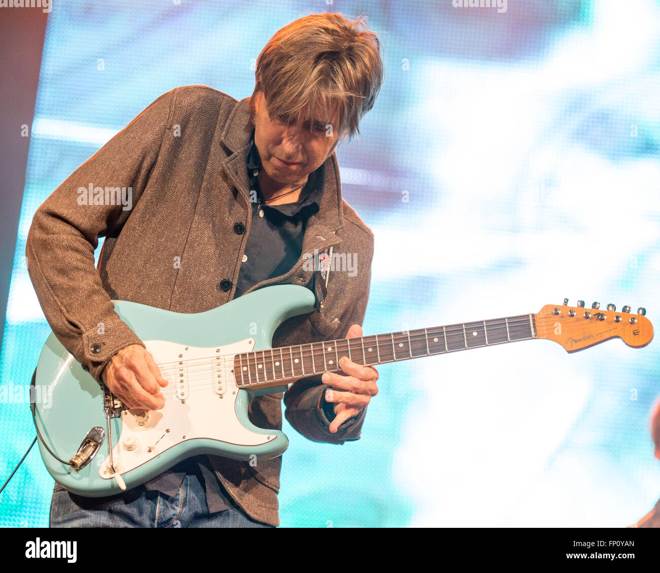 Eric johnson guitarist hi-res stock photography and images - Alamy