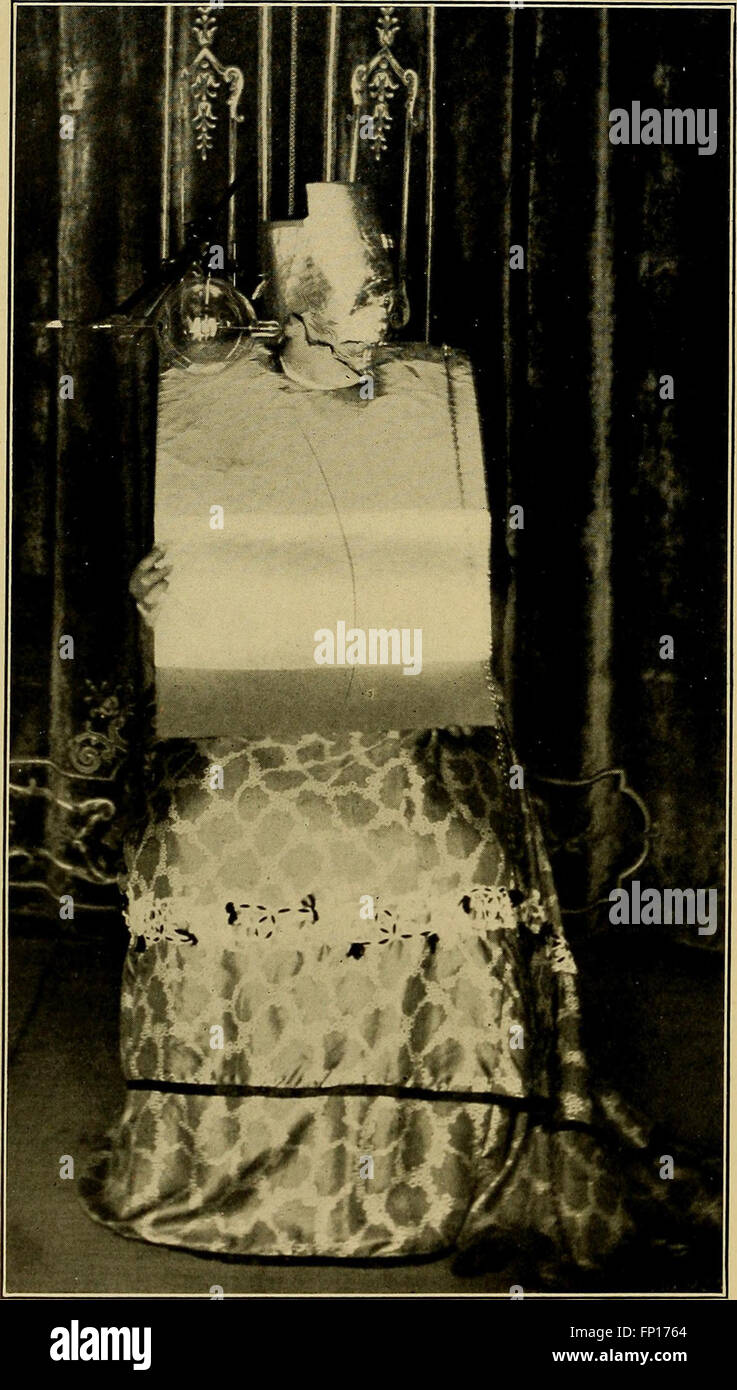 This medical guide provides a system of instruction in X-ray methods ...