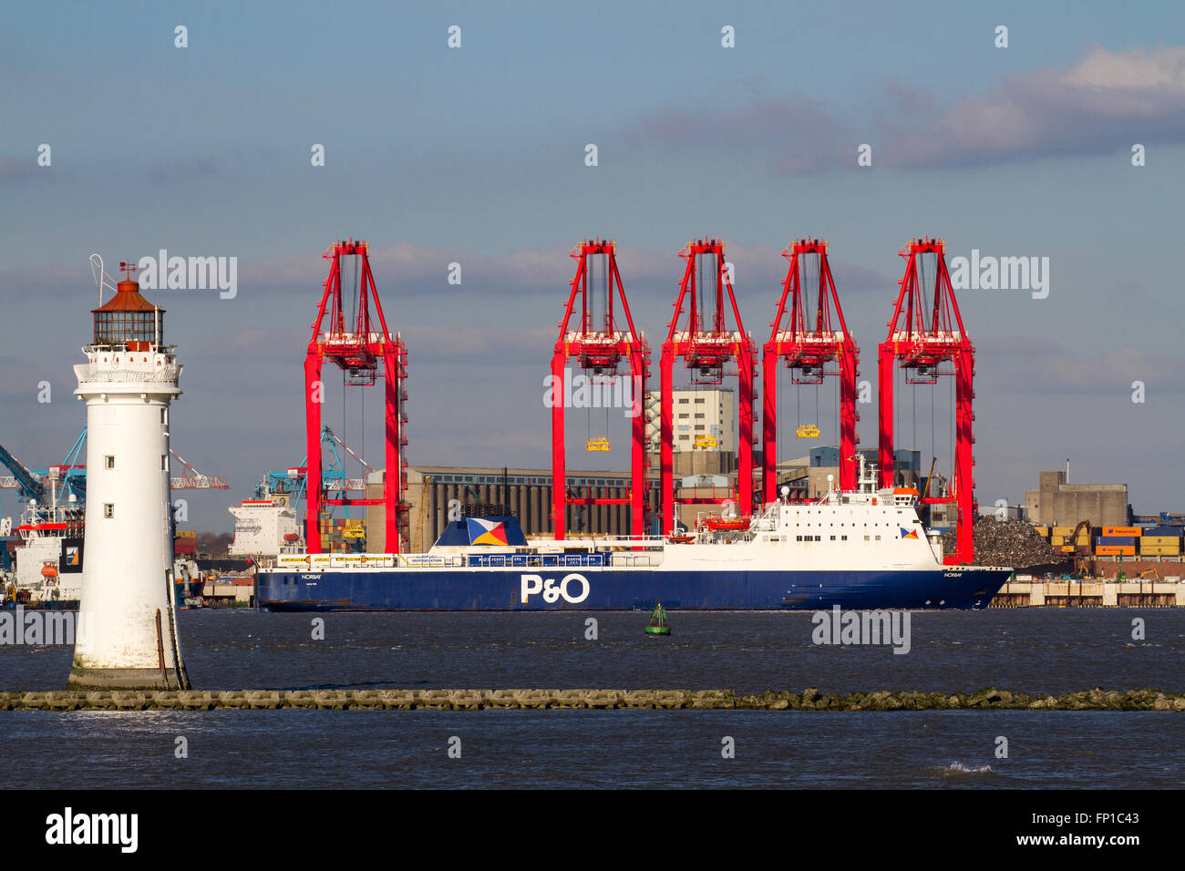 NORBAY P&O Ro-Ro Passenger Ship arriving in the Port of Livepool ...