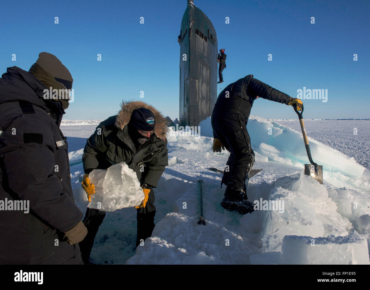 Submarine surfaces ice arctic hi-res stock photography and images - Alamy