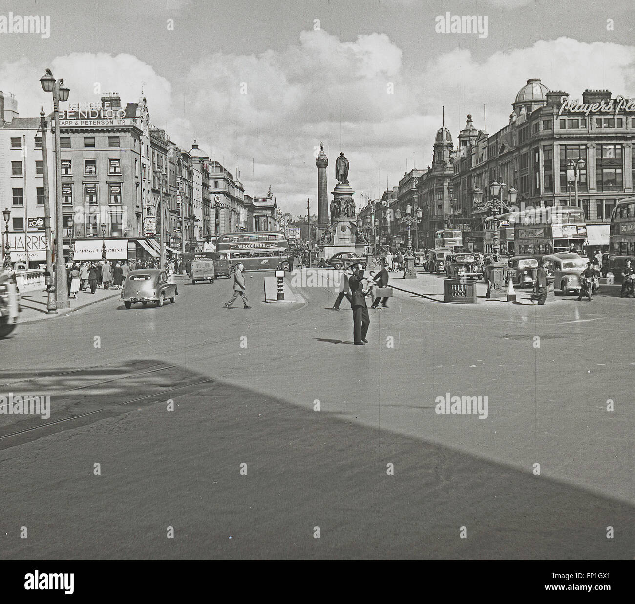 1950s historical view dublin hi-res stock photography and images - Alamy