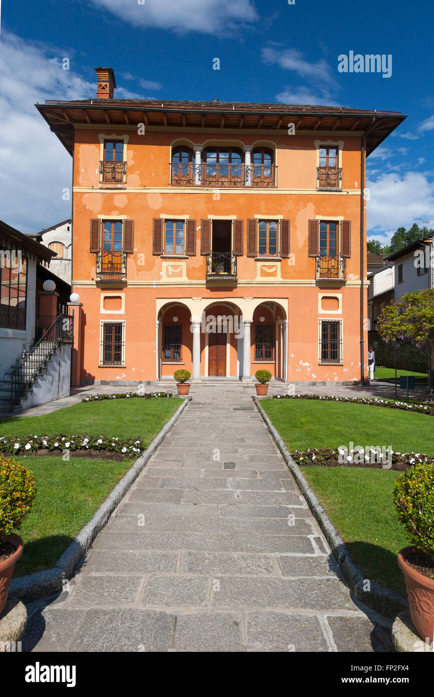 Bossi Stock Photos & Bossi Stock Images - Alamy