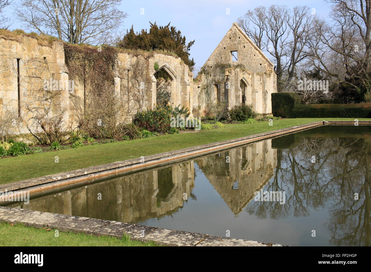 Tithe Barn ruin, Sudeley Castle, Winchcombe, Gloucestershire, England ...