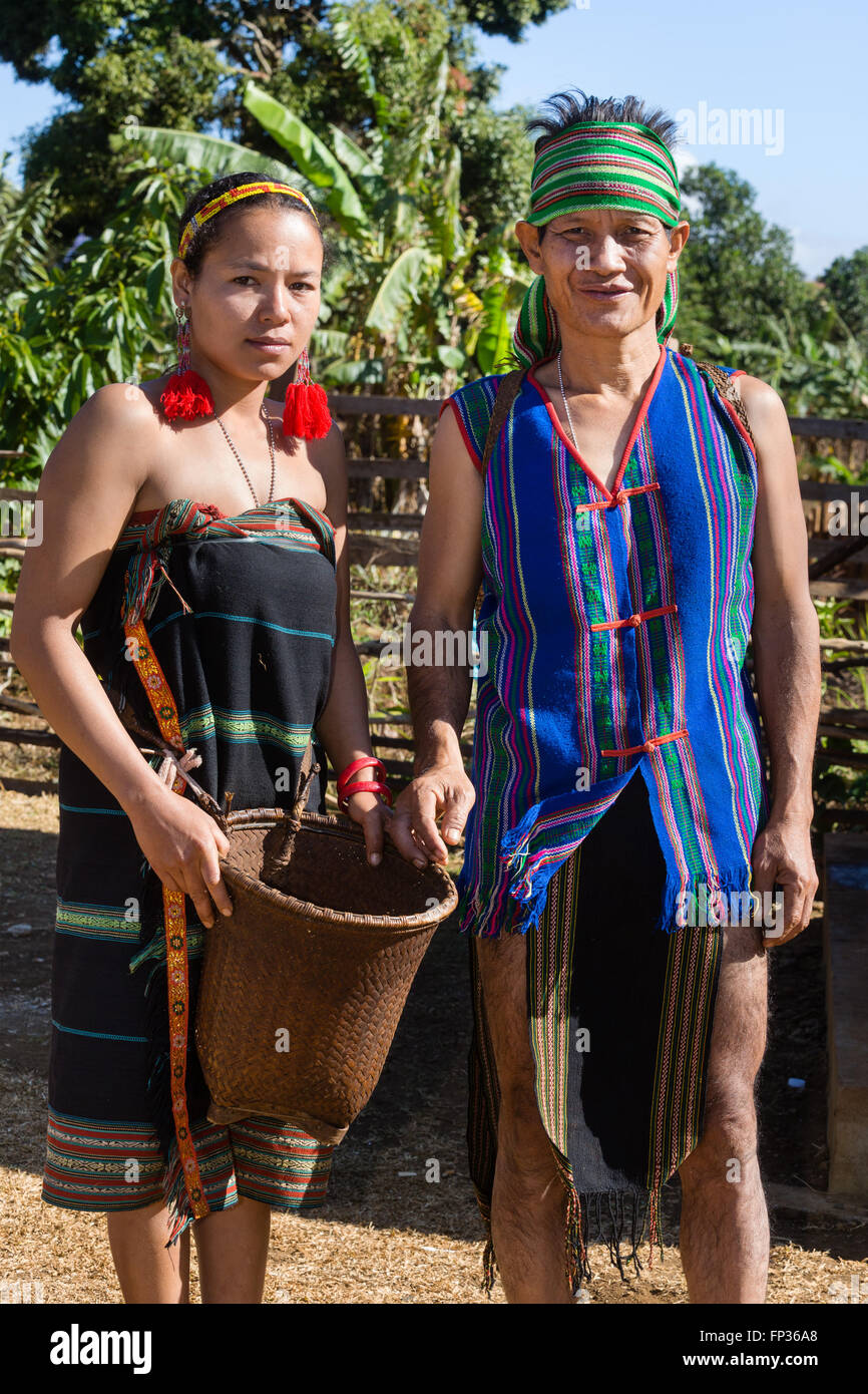 Phnong woman and man in traditional costume, ethnic minority, Pnong ...