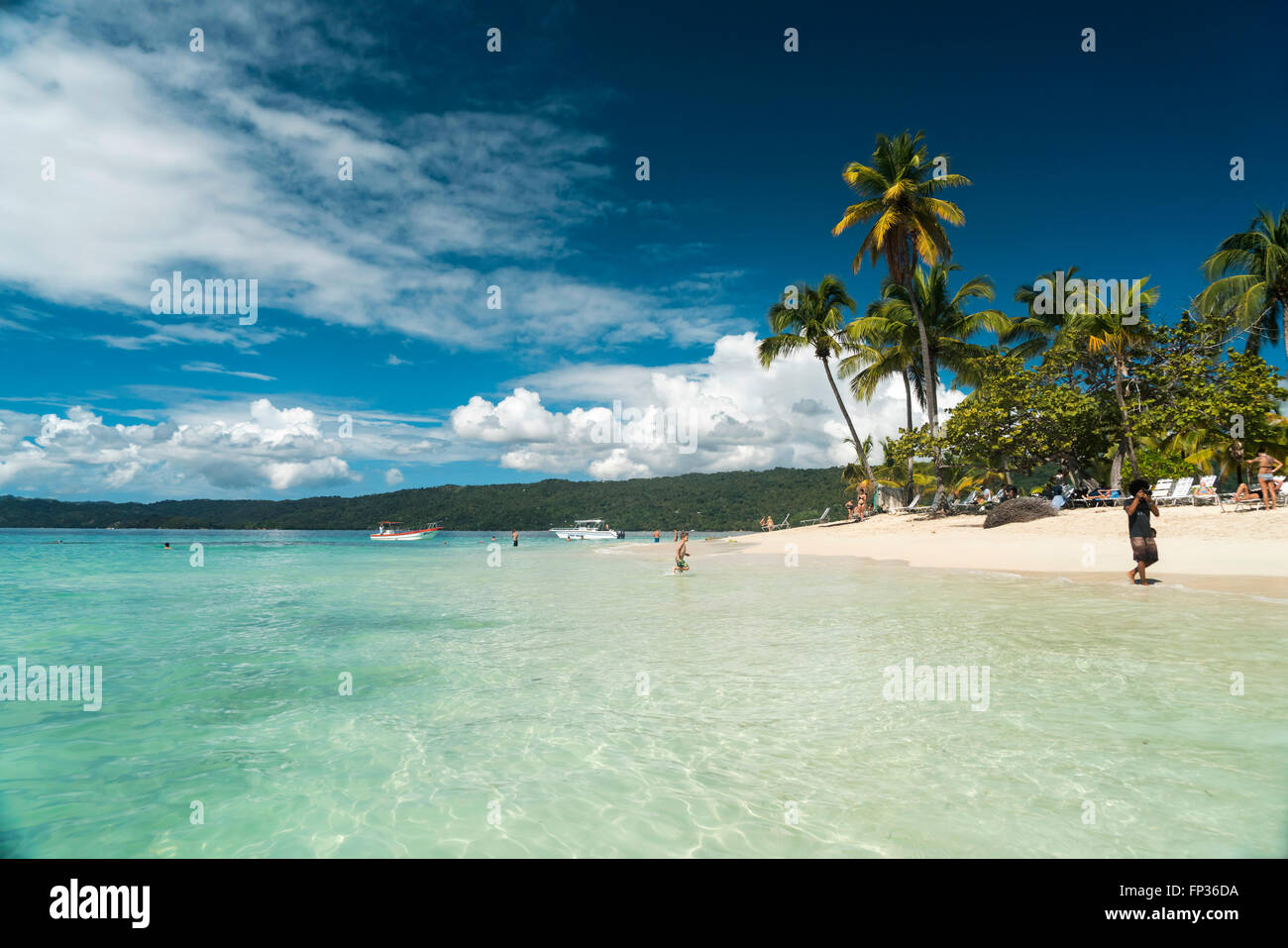 Sandy beach on Cayo Levantado island in front of Samana, Caribbean ...