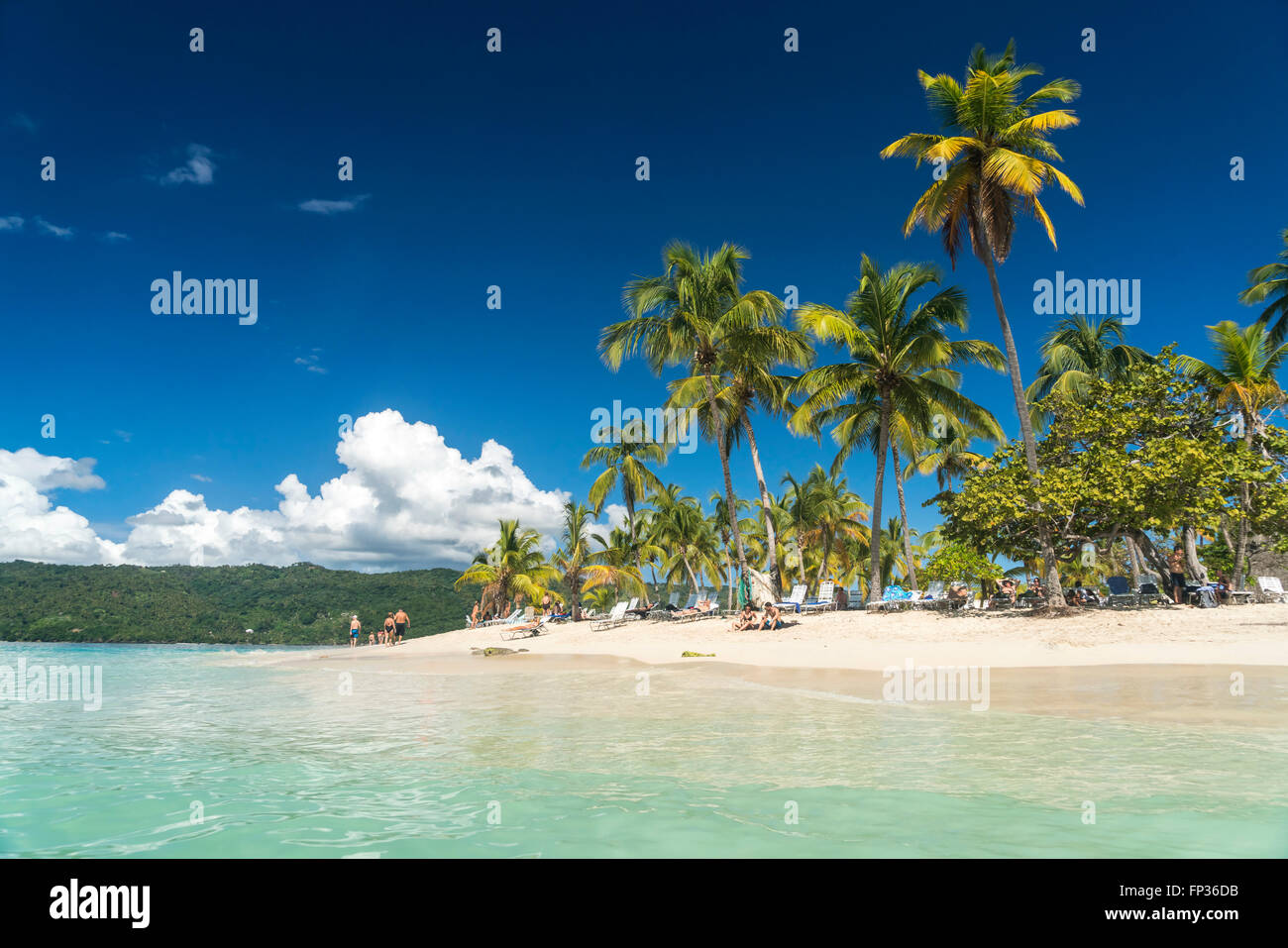 Sandy beach on Cayo Levantado island in front of Samana, Caribbean ...
