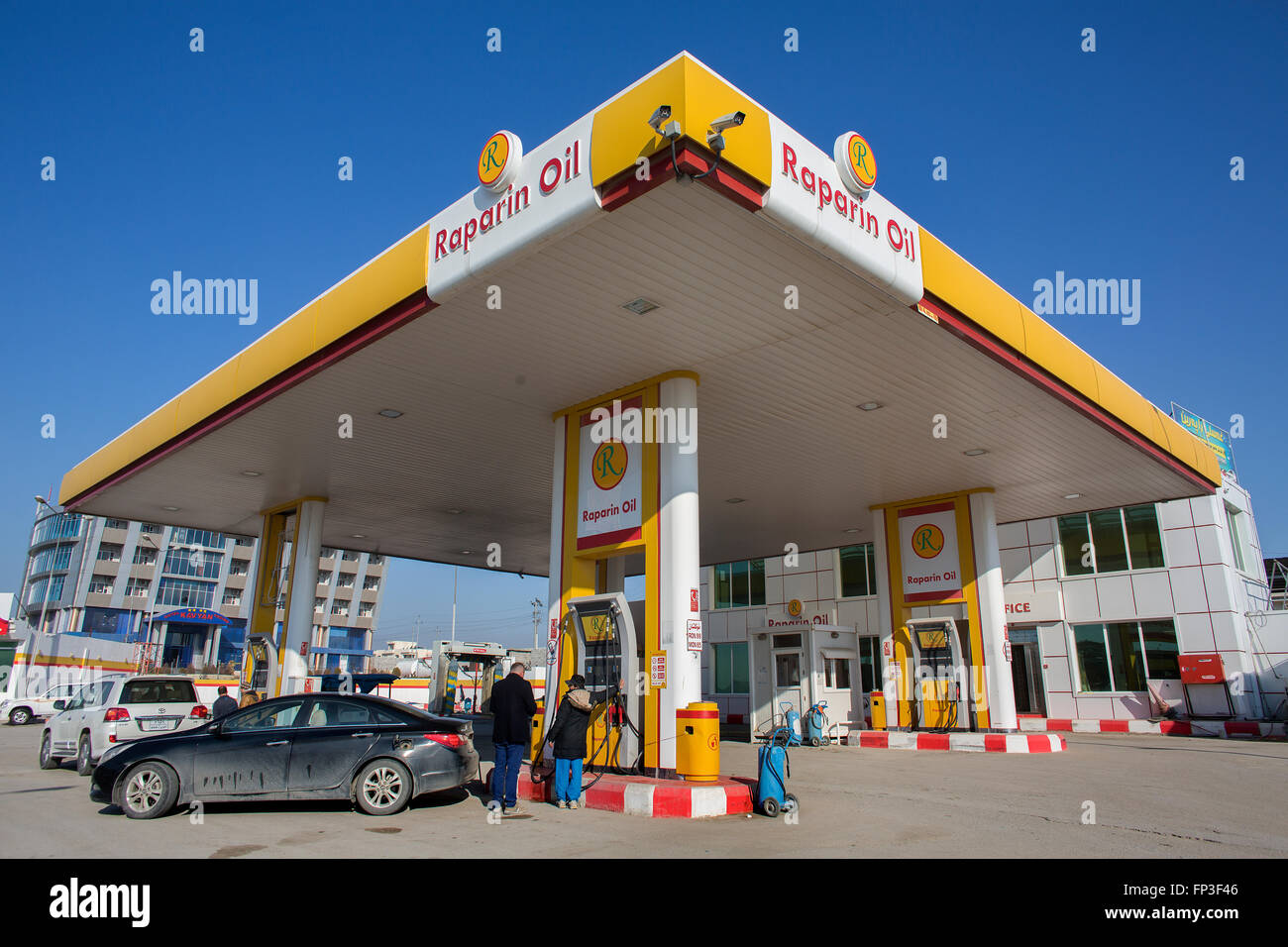 petrol station in Northern Iraq Stock Photo - Alamy