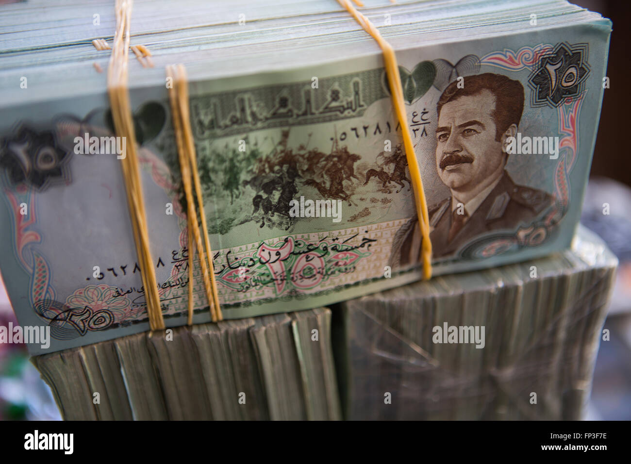 Old bank notes hi-res stock photography and images - Alamy