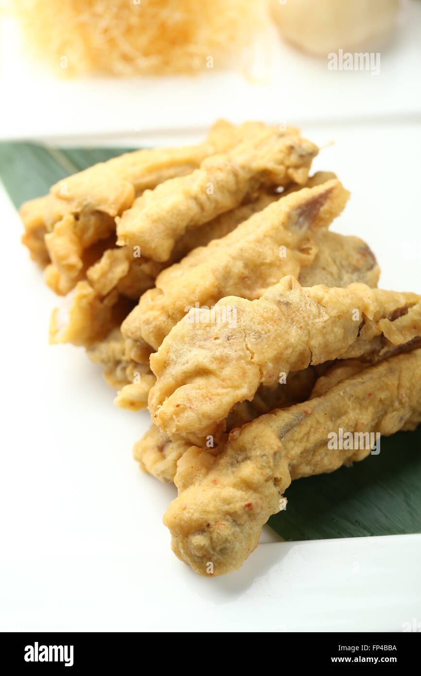 Deep fried Chinese snacks Stock Photo - Alamy