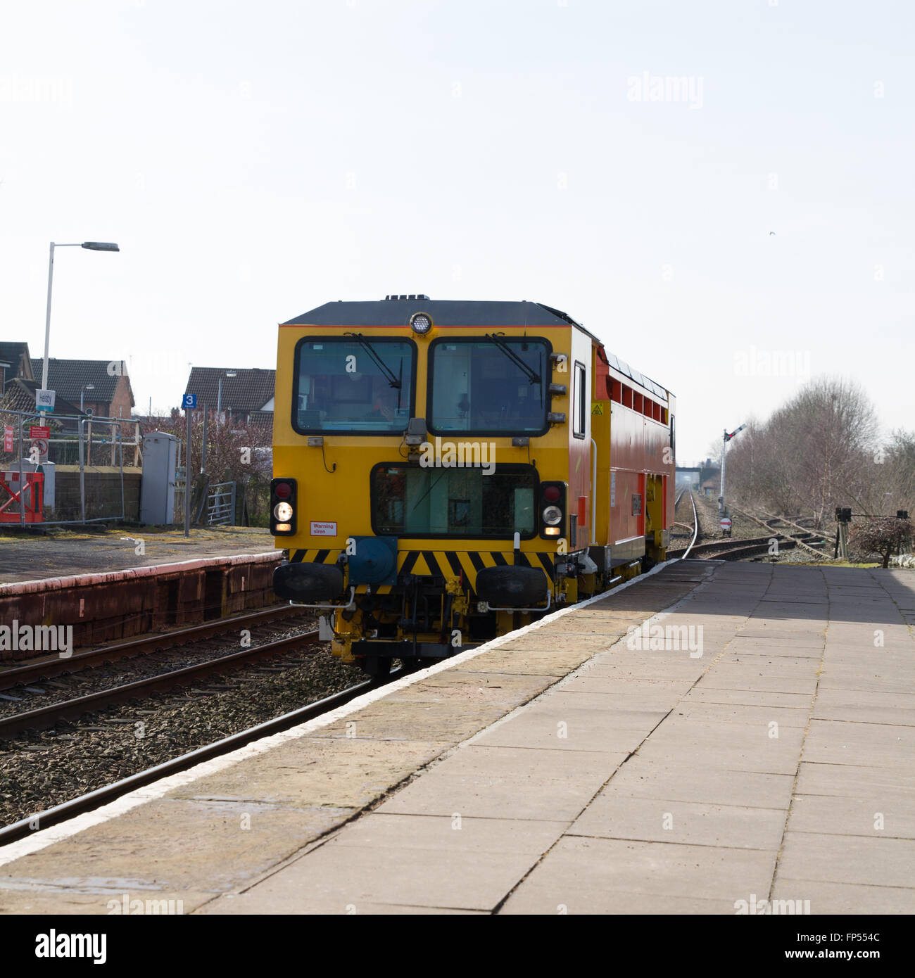 Helsby railway station hi-res stock photography and images - Alamy
