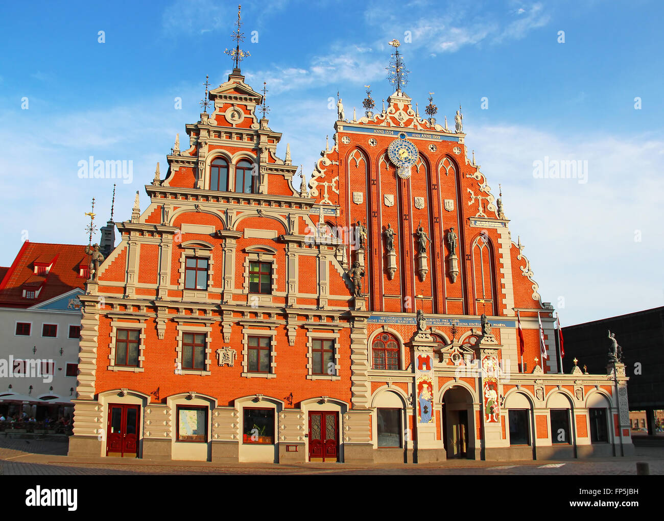 Blackheads House on the Town Hall square, Riga, Latvia Stock Photo - Alamy