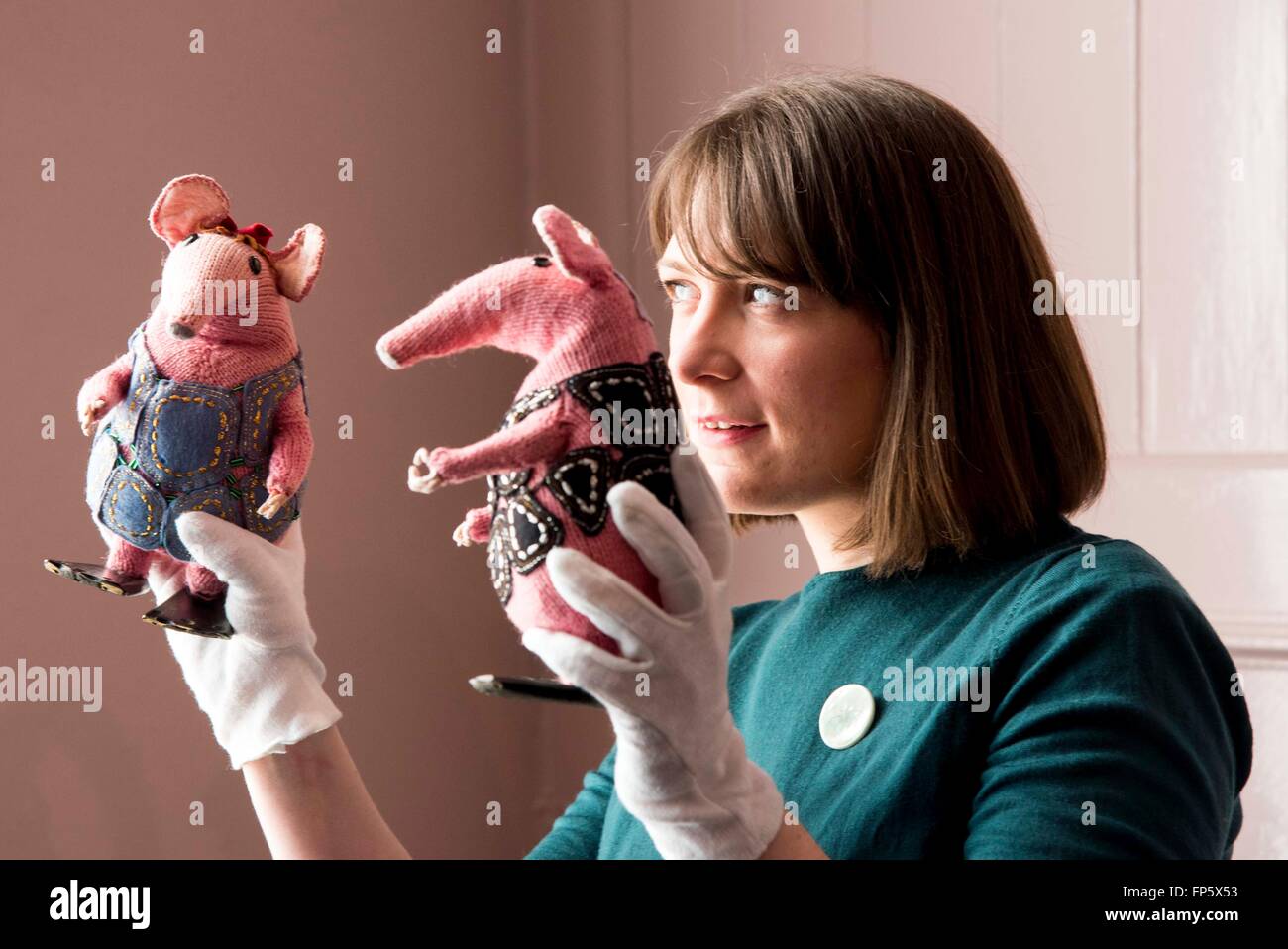 Clangers tv 1970s hi-res stock photography and images - Alamy