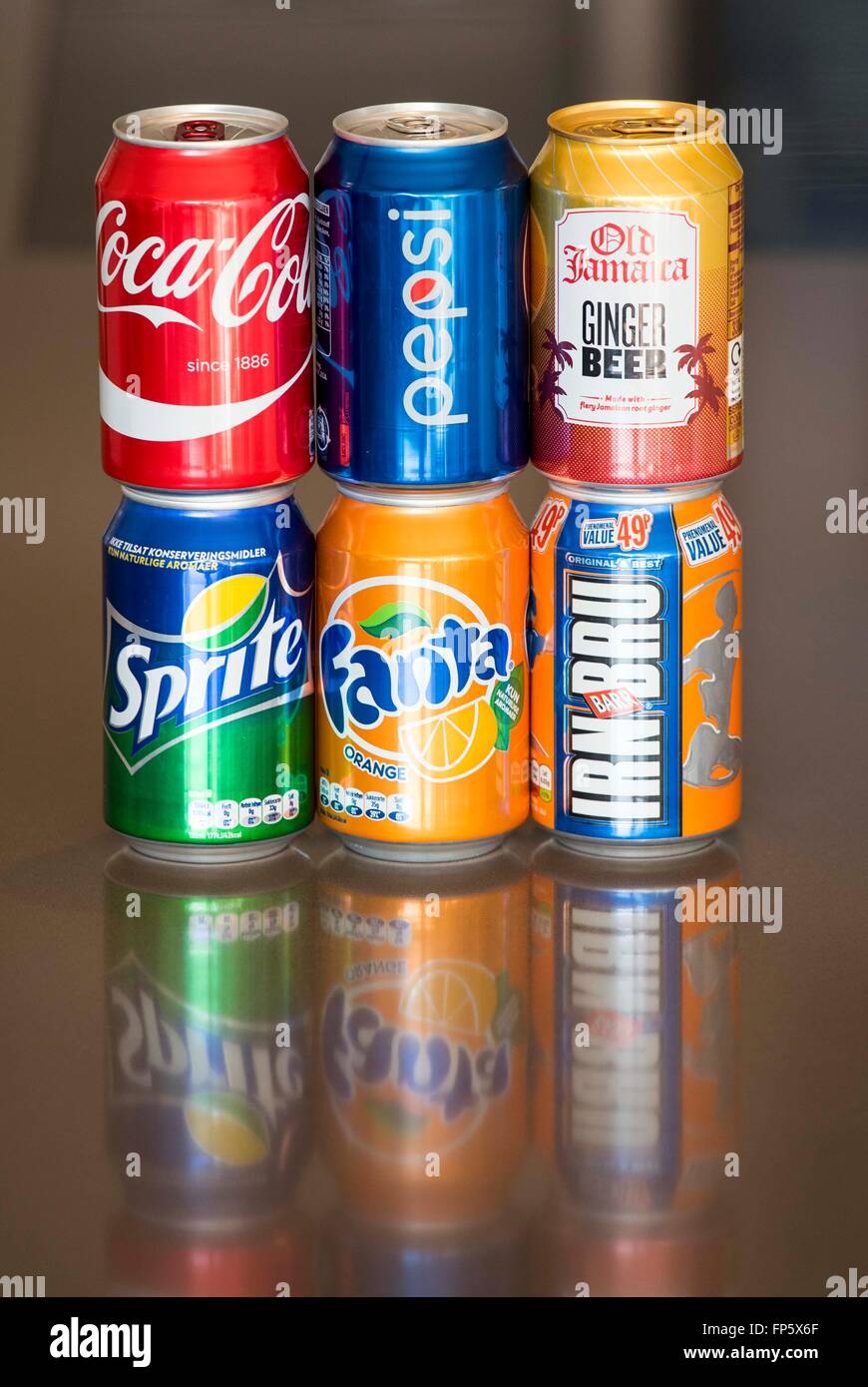 Fizzy drinks hi-res stock photography and images - Alamy