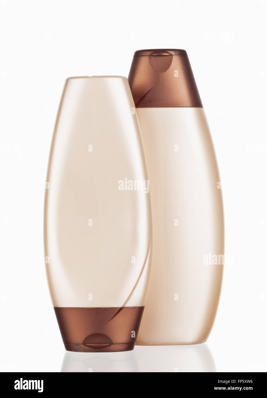 shampoo bottle on white background Stock Photo - Alamy