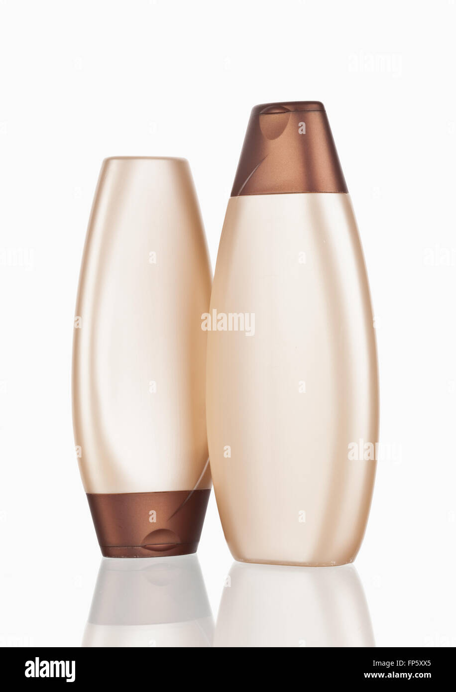 shampoo bottle on white background Stock Photo - Alamy