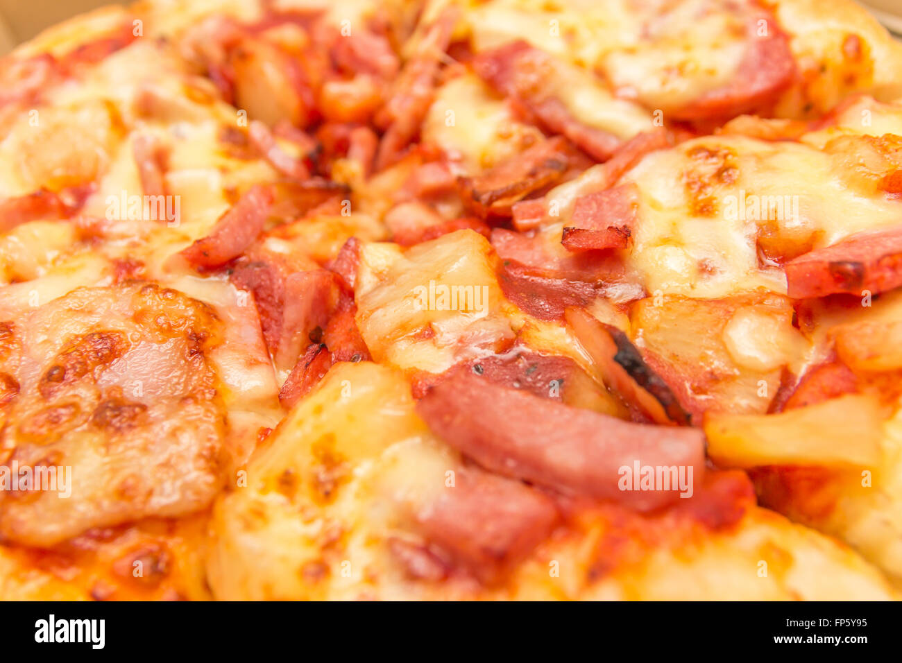 Tasty pizza hi-res stock photography and images - Alamy
