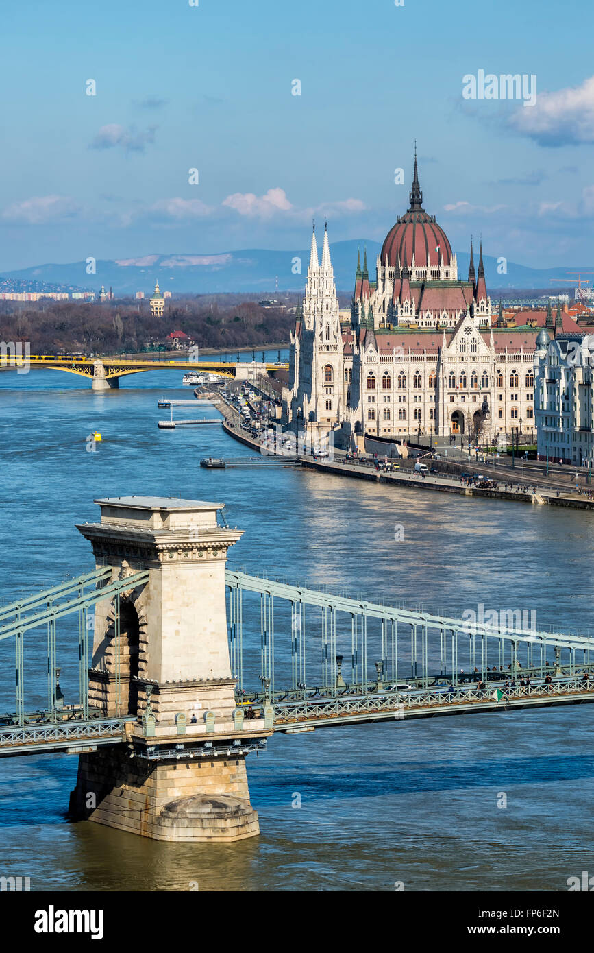 Hungarian parliament and Chain Bridge view,Budapest Hungary Stock Photo ...