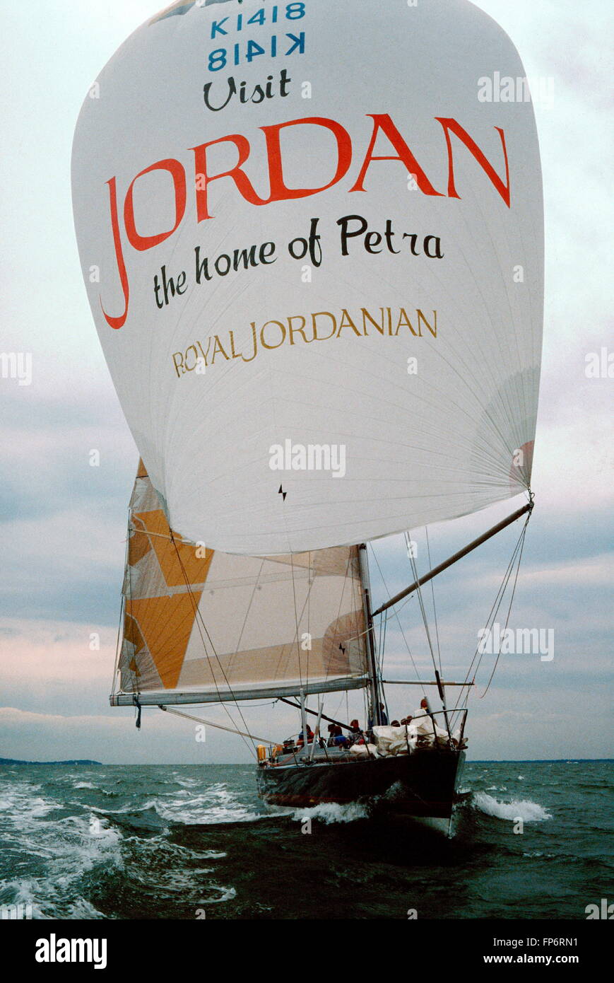 AJAXNETPHOTO. 1989. SOLENT, ENGLAND. - WHITBREAD ALL GIRL ENTRY ...