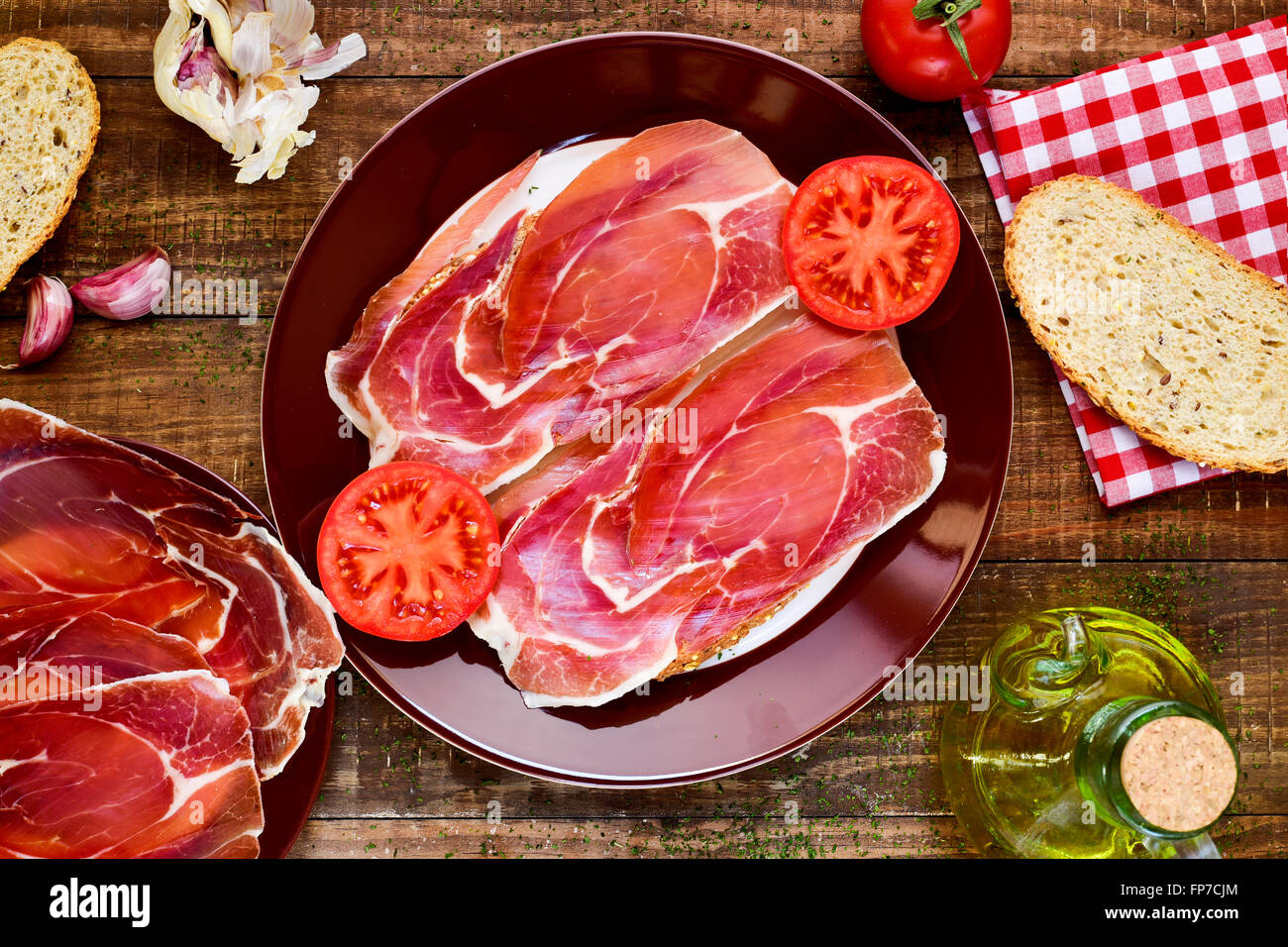 Tomate y jamon serrano hi-res stock photography and images - Alamy
