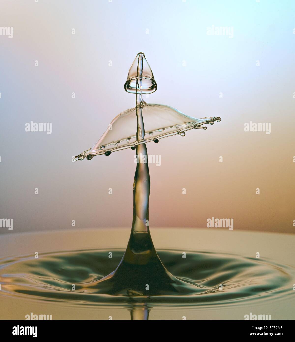 A high speed flash water drop collision Stock Photo - Alamy